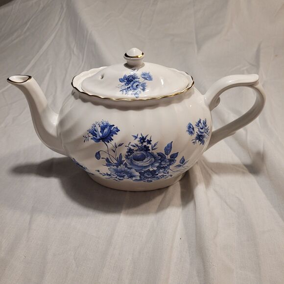 Arthur Wood | Dining | Vintage Arthur Wood Son Teapot Staffordshire ...